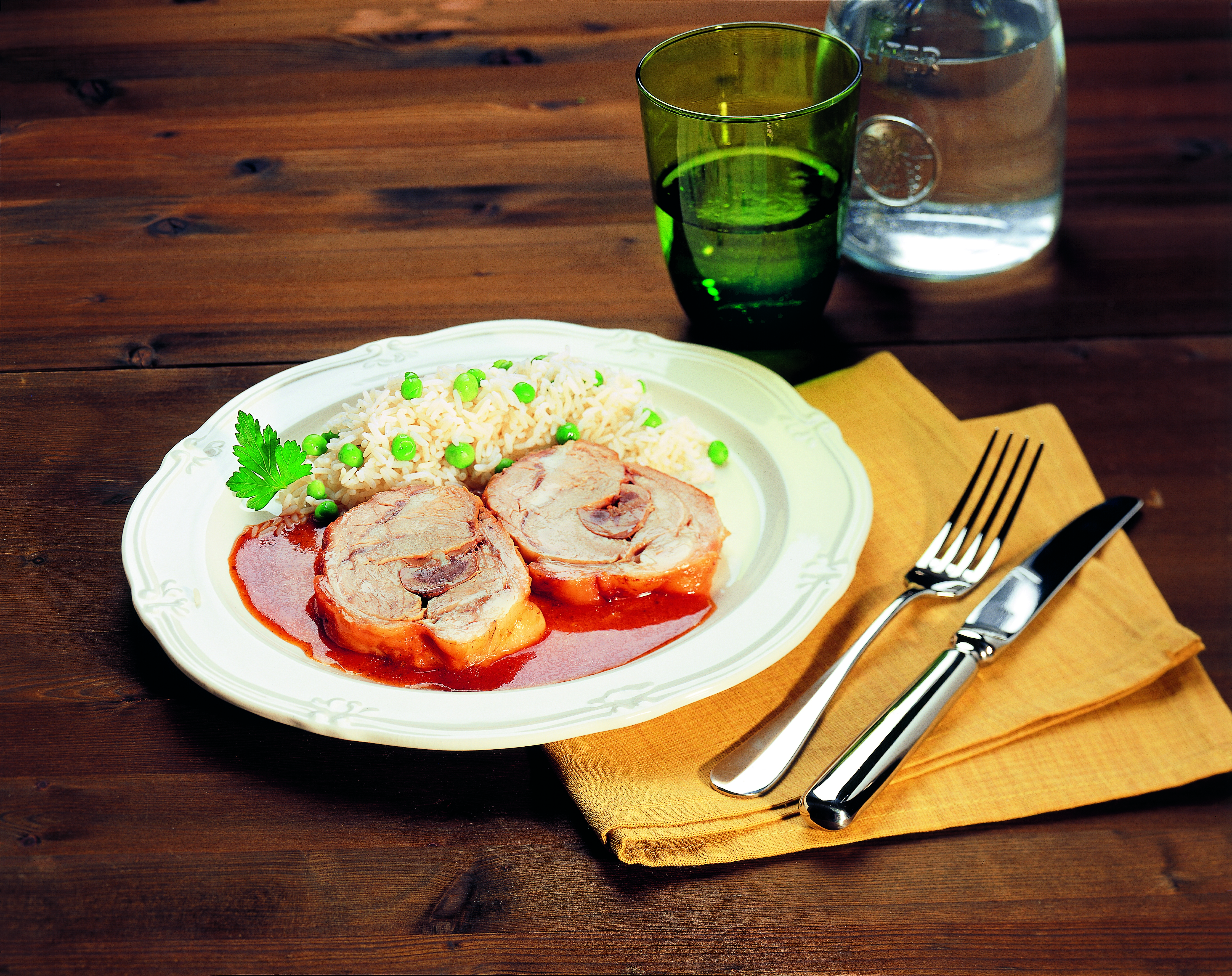 Gerollter Kalbsnierenbraten mit Erbsenreis • Rezept