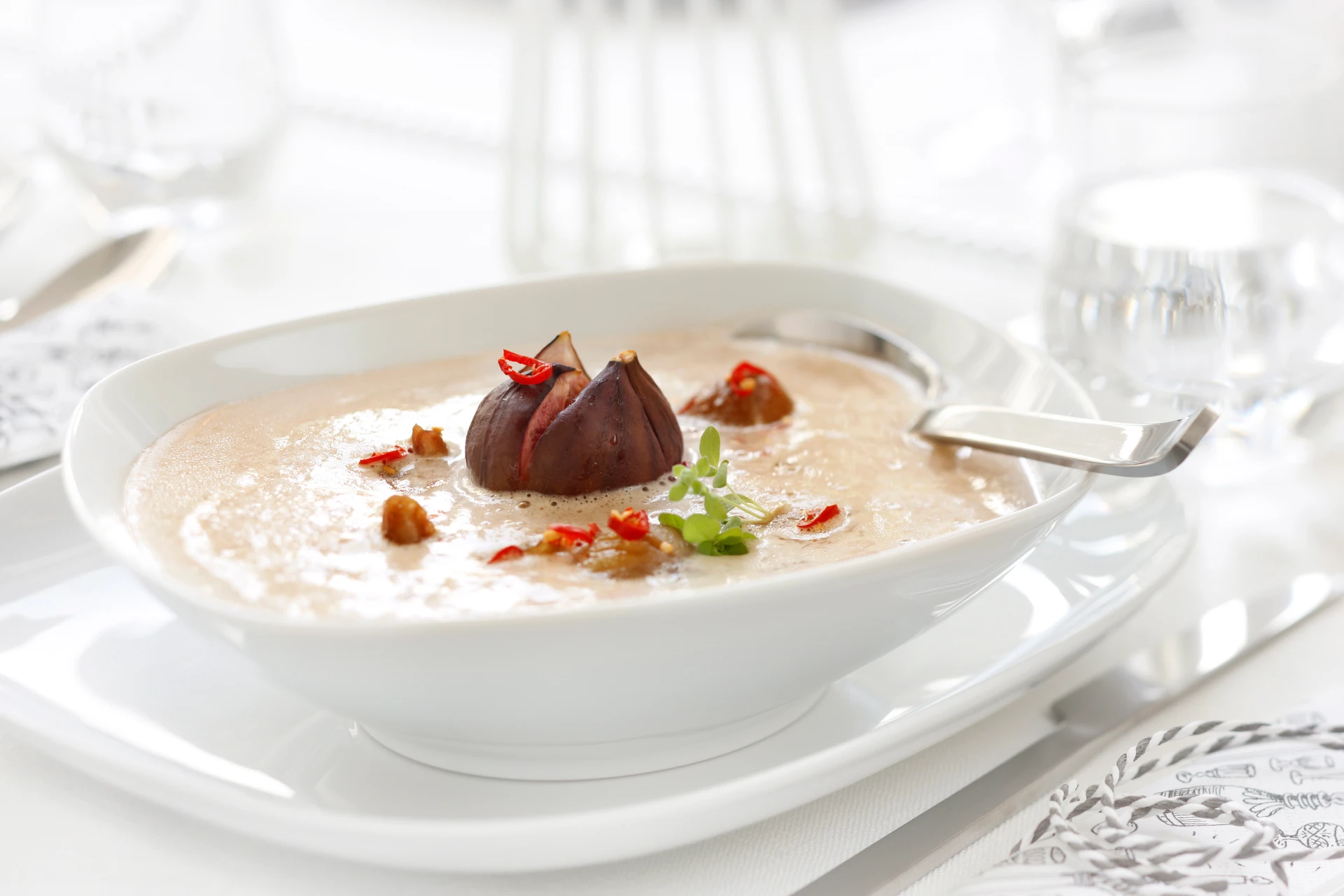 Maronisuppe mit Lauch • Rezept